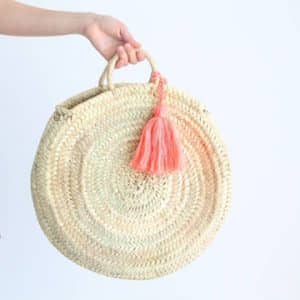 Te mostramos como hacer bolsas de rafia bonitas y útiles